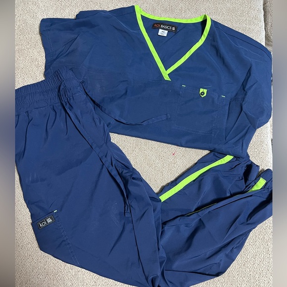 Tops | Koi Scrub Set In Xs Navy Blue With Hint Of Neon Green | Poshmark